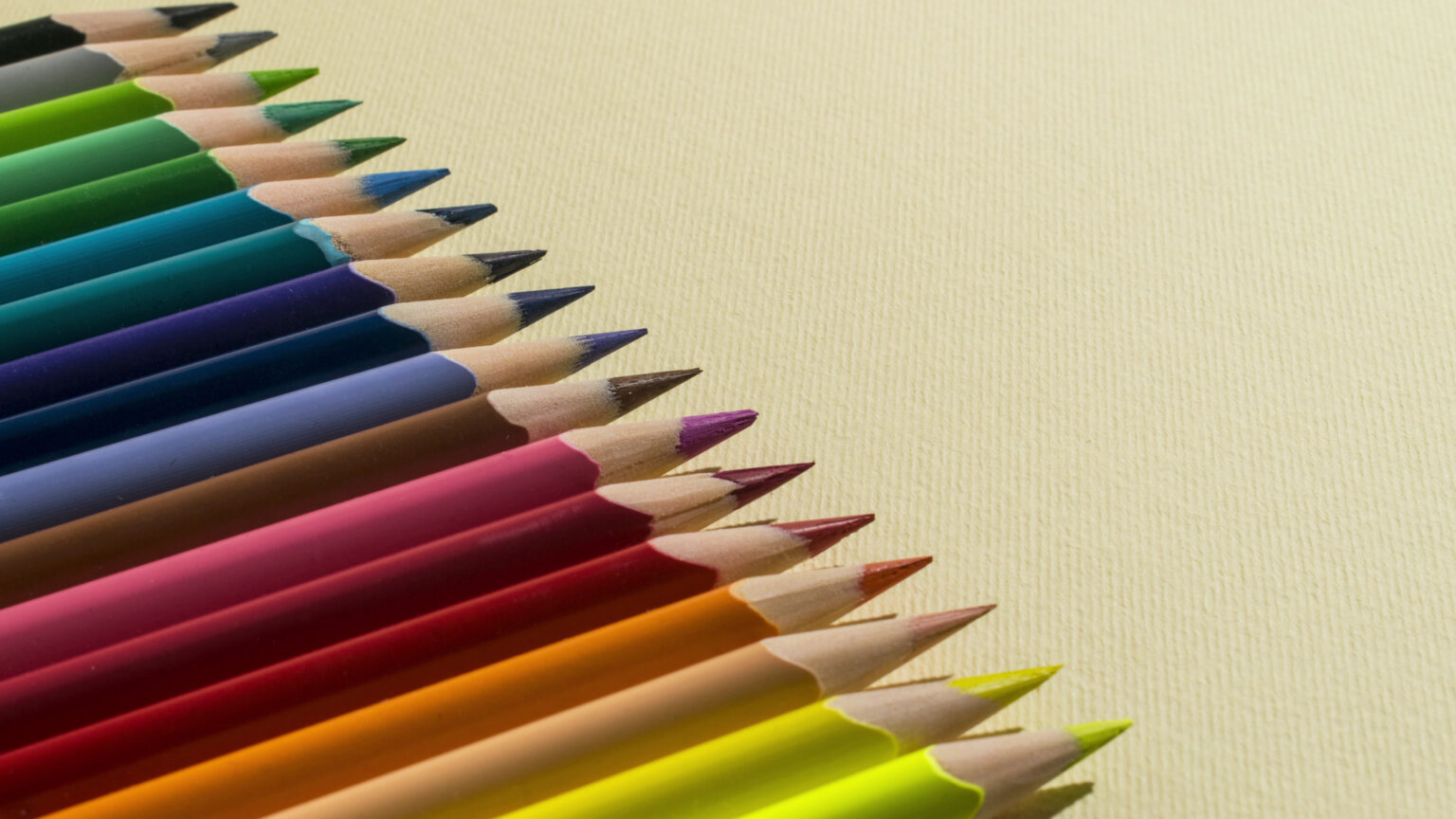 3色で描けるの？色鉛筆画に挑戦！ | Lakit日和